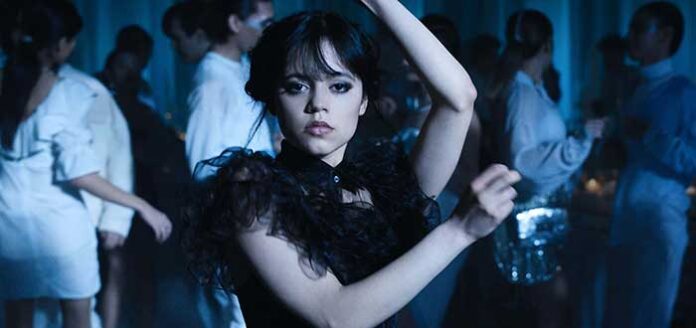 ¿Quién es Merlina Addams? | El nuevo éxito de Netflix
